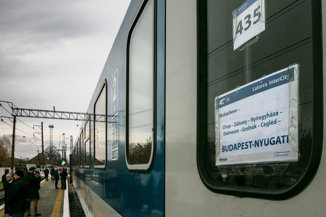 State railways launches new direct InterCity service to Ukraine ...